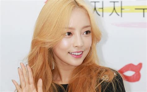 South Korea Draws Up Cyberbulling Laws After Second K Pop Suicide