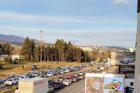 Катастрофа причини задръстване на Околовръстното шосе в София