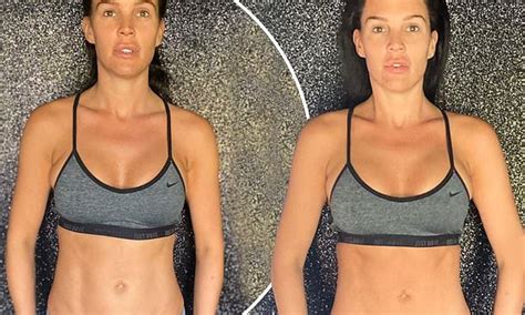 Danielle Lloyd Showcases Her Weight Loss In A Collection Of Snaps Daily Mail Online