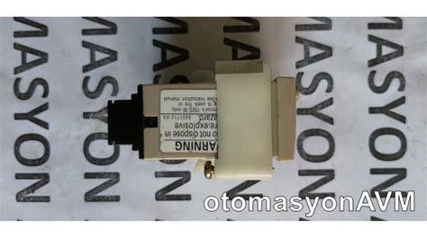 Omron H7ec Total Counter 1 32din 48 X 24 Mm Self Powered Lcd 8 Digit