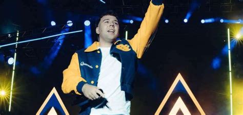 Quevedo Se Prepara Para Electrizar Lima Tras Compartir Escenario Con Karol G Moda
