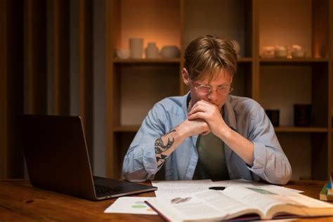 Premium Photo Young Man Learning In A Virtual Classroom