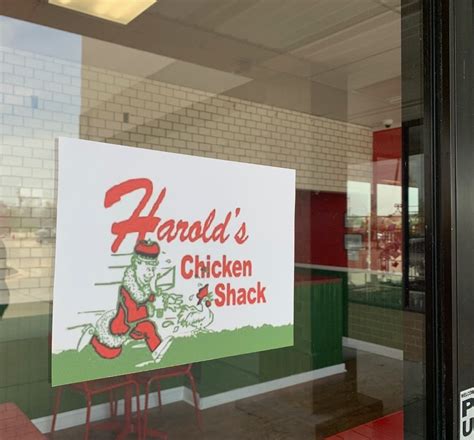 Hello Harold S Chicken Shack Goodbye Giovan S Pasta Pizzeria