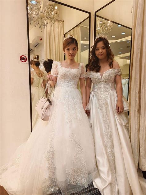姐妹俩为婚纱店站台Adeline大赞婚纱佬把钱处理到很完美