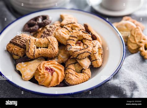 Assorted biscuits hi-res stock photography and images - Alamy