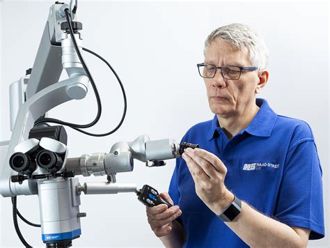 Hi R NEO 900 Microscope