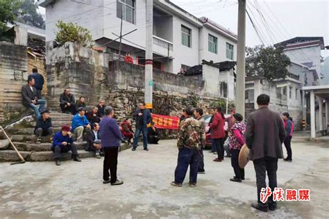 解放岩乡：谱写“三部曲”吹响农村人居环境整治号角综合新闻泸溪新闻网