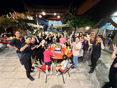 東琪家族 東琪家族 Added A New Photo — At 金陵西王玉皇閣文化紀念館