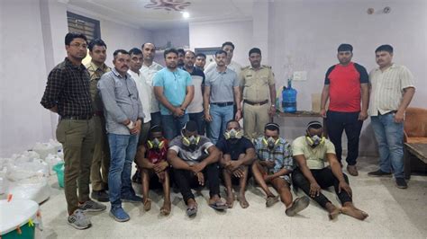 Greater Noida यूपी पुलिस ने पहली बार पकड़ी 300 करोड़ की ड्रग्स 9