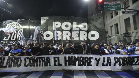 Unidad Piquetera Marcha A Plaza De Mayo En Una Jornada De Lucha Contra