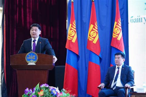Монгол Улсын Ерөнхийлөгч У Хүрэлсүх Ховд аймагт ажиллаж байна