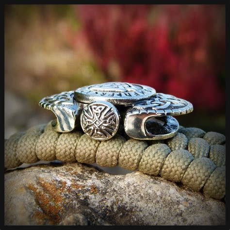 Купить замок для браслета из паракорда или кожи Валькнут