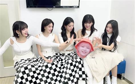르세라핌 컴백쇼 오후 6시 시작이잖아요 연예인잡담 에펨코리아