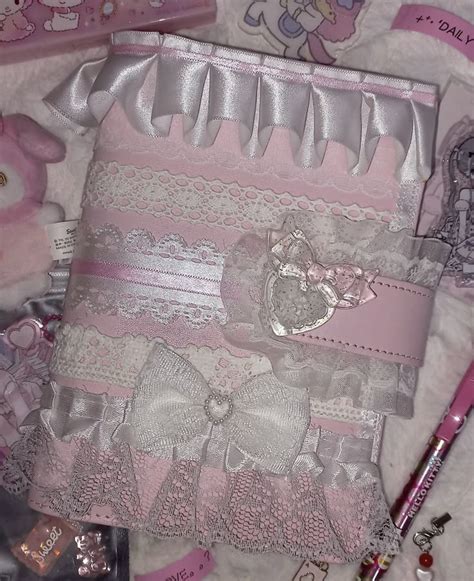 Kimdamyo On Twt Handmade Journals Diy Pretty Journals Cute Stationery