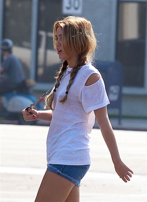 Miley Cyrus Leggy In Shorts At Pattys Rest In Toluca Lake Hawtcelebs