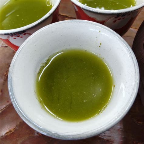 【お茶の川村園公式通販】おいしい伊勢茶極上茶通用 三重県産深蒸し煎茶・かぶせ茶ブレンド100g お茶の川村園公式通販