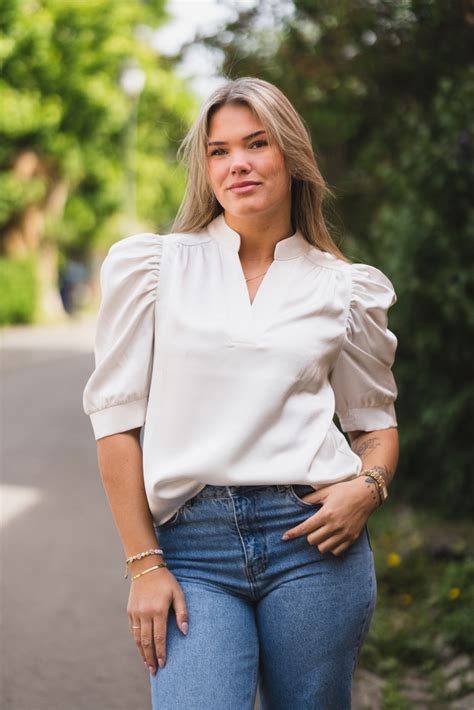 Roella Heavy Sateen Blouse Pearl Vakre Vene