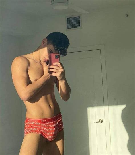 Bulge In Red ️ Selfie Rhotmaleselfies