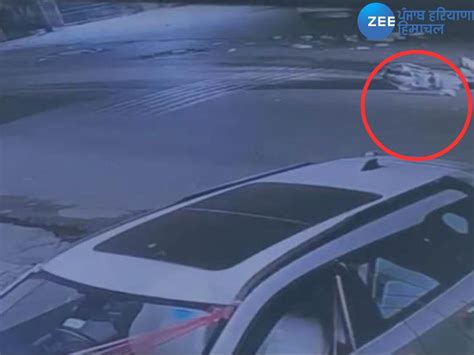 Jalandhar Accident News ਜਲੰਧਰ ਚ ਤੇਜ਼ ਰਫਤਾਰ ਕਾਰ ਨੇ ਦੋਪਹੀਆ ਵਾਹਨ ਸਵਾਰ