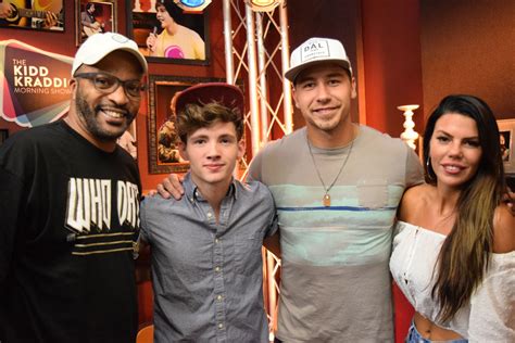 Thomas Stringfellow In The Metropcs Music Lounge