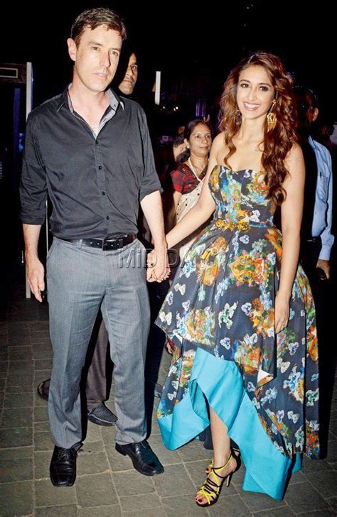 Pin On Bollywood
