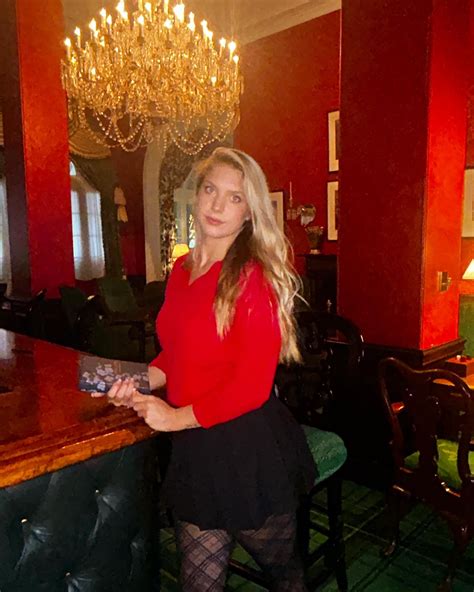 Ashley Machtig Cold Is A Mindset Instagram