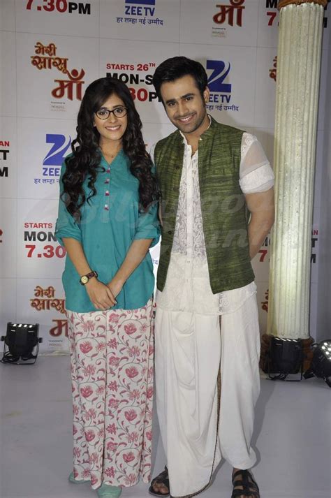 Meri Sasu Maa Zee Tv Serial Cast Story Timings Images Photos Promo