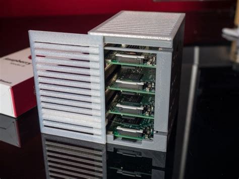 winzige raspberry pi server rack cluster fall 4 plätze