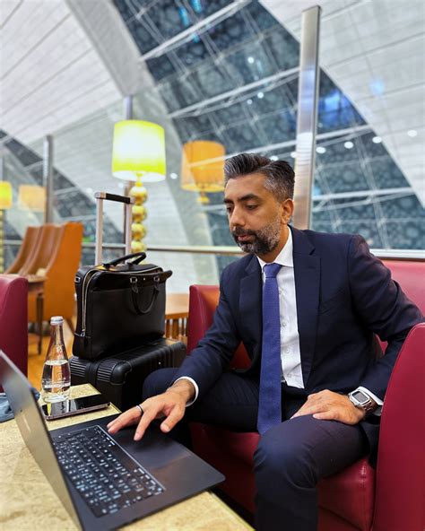 Navin Prithyani Navin Prithyani • Instagram Photos And Videos