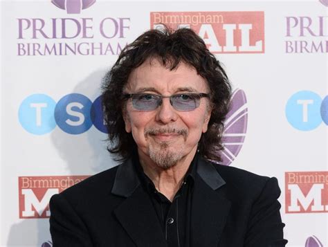 Tony Iommi On What Inspired Him To Play Guitar Again After His Shop