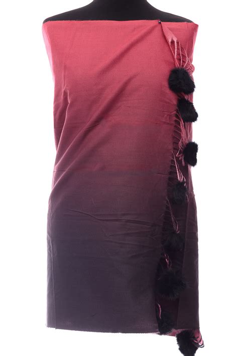 Cadou 8 Martie Esarfa Din Casmir Cu Fata Dubla Si Ciucuri Din Blanita Naturala Degrade Negru