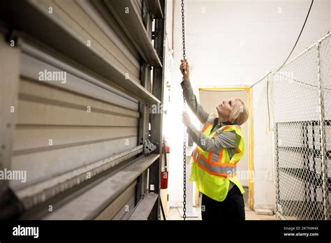 Loading Dock Door Hi Res Stock Photography And Images Alamy