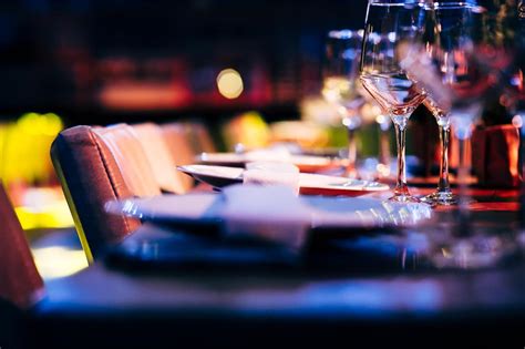 高級レストランでお皿をさげてと頼んだらまさかの拒否！でも間違ってたのは自分だった Bizspa フレッシュ