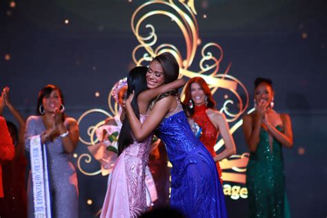 C Online C Online Added A New Photo