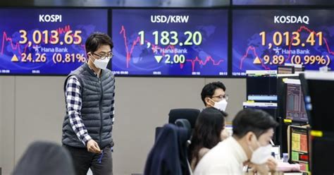 美 긴축 빨라졌지만 불확실성 끝났다 코스피 3000선 재탈환