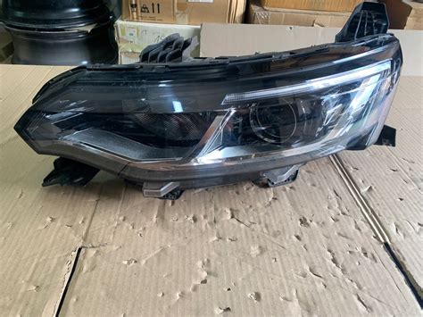 LAMPA Soczewka LED RENAULT TALISMAN 12701603977 Oficjalne Archiwum