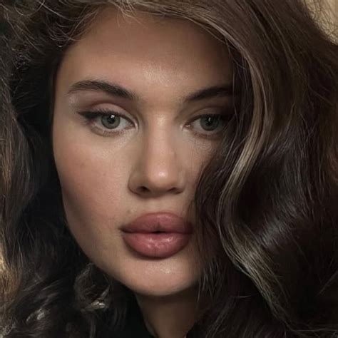 Alana Valachï Photographers Diary Alanavalachi • Threads Say More