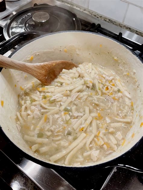 How To Make Chicken And Noodles Over Mashed Potatoes Life Love Larson