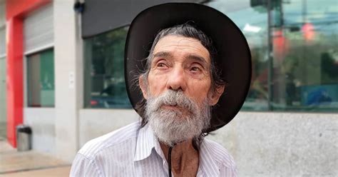 Preso Injustamente Ao Ser Confundido Com Estuprador Homem Aguarda