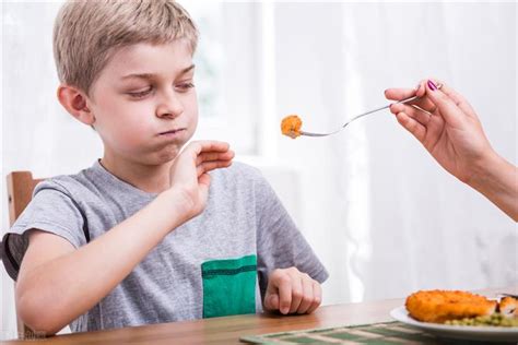 為什么一到夏天，孩子就厭食？主要是這5大因素在“作怪”