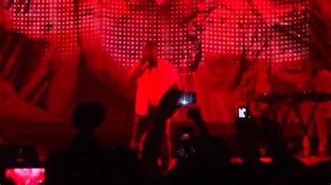 Kanye West Jesus Walks Can T Tell Me Nothin Hell Of A Life Live