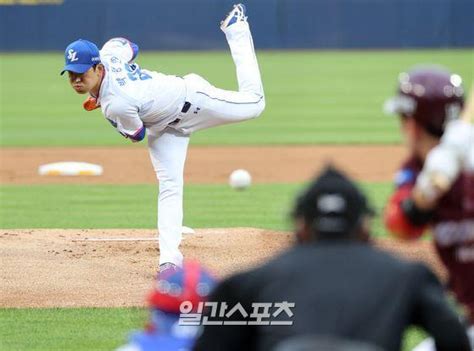 포토 백정현 키움 상대로 시즌 첫승 도전