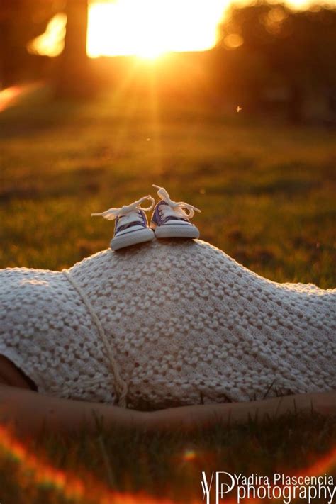 Pin On Fun Maternity Shoots Maternity Photography Poses Pregnancy