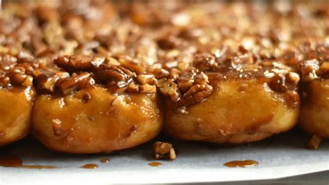 Sticky Buns Recipe Quick And Easy Merryboosters