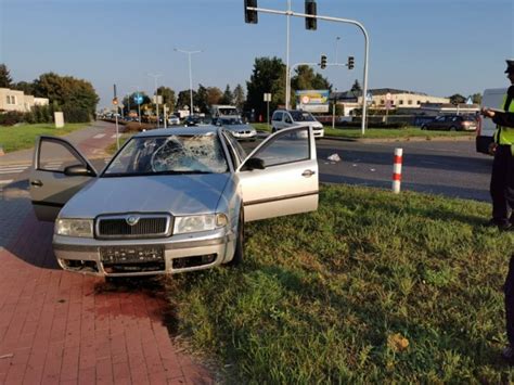 Wypadek we Włocławku Potrącenie 34 letniego pieszego na ulicy Toruńskiej zdjęcia 15 września
