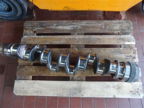 Вал коленчатый / коленвал 1291804 DAF XF 95