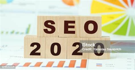 나무 블록 그래프 배경에 Seo 2020 단어 2020년에 대한 스톡 사진 및 기타 이미지 2020년 Crash Site