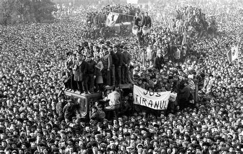 1989 2019 Fotografii De Atunci și De Acum