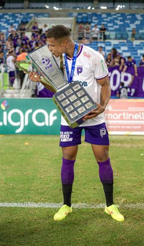 Luis Octavio De Assis Faz História E Leva O Primavera A Um Título