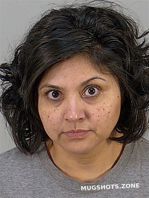 Erica Lynn Thompson 12072022 Lake County Mugshots Zone